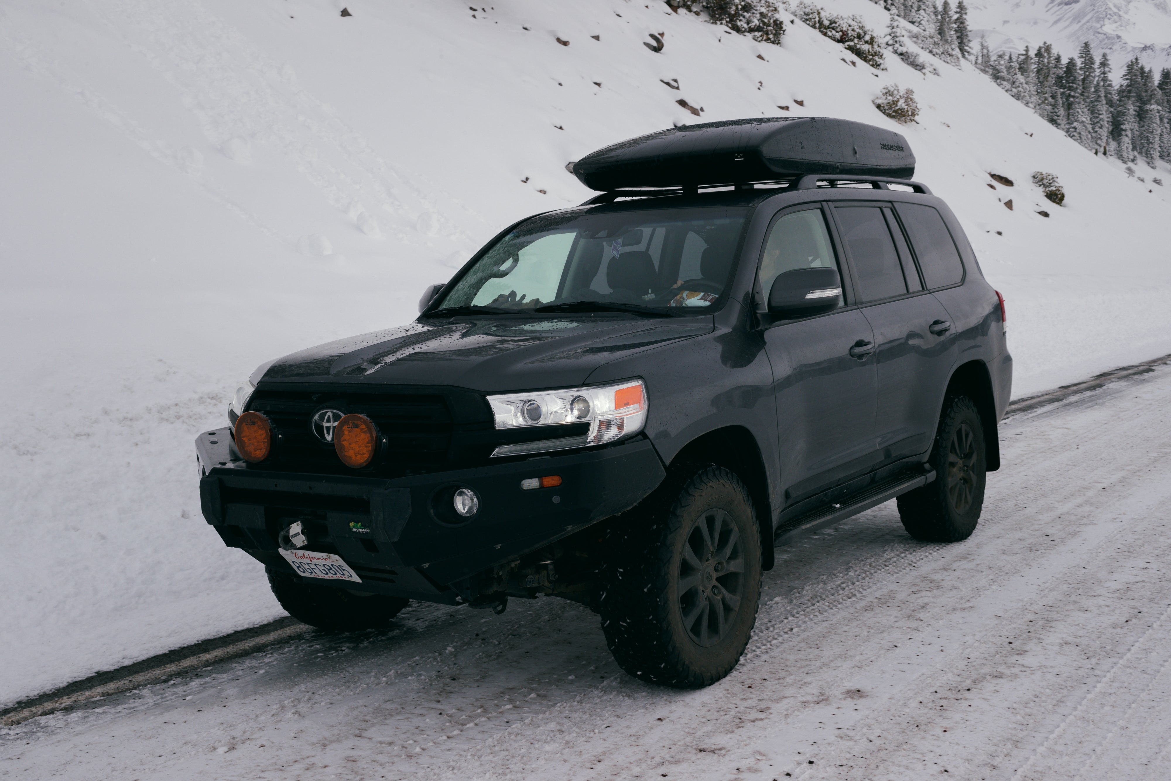 Unlocking the Potential of Car Rooftop Boxes for Seamless Holiday Trav